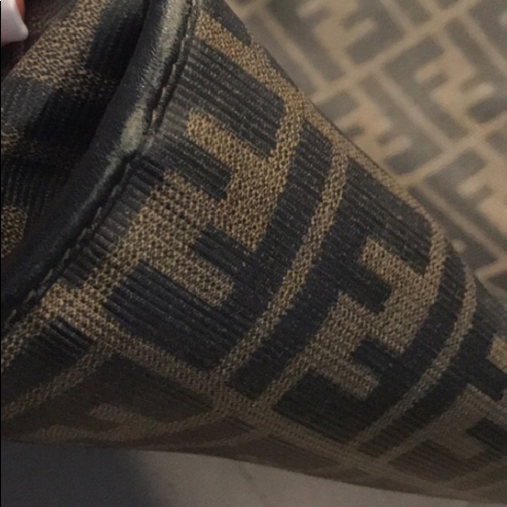 Authentic Vintage Fendi Signature Zip Tote Bag - Gem